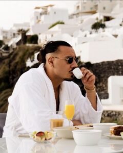 Apache 207 mit seiner neuen Single „Wenn das so bleibt“ – Presseportal ...